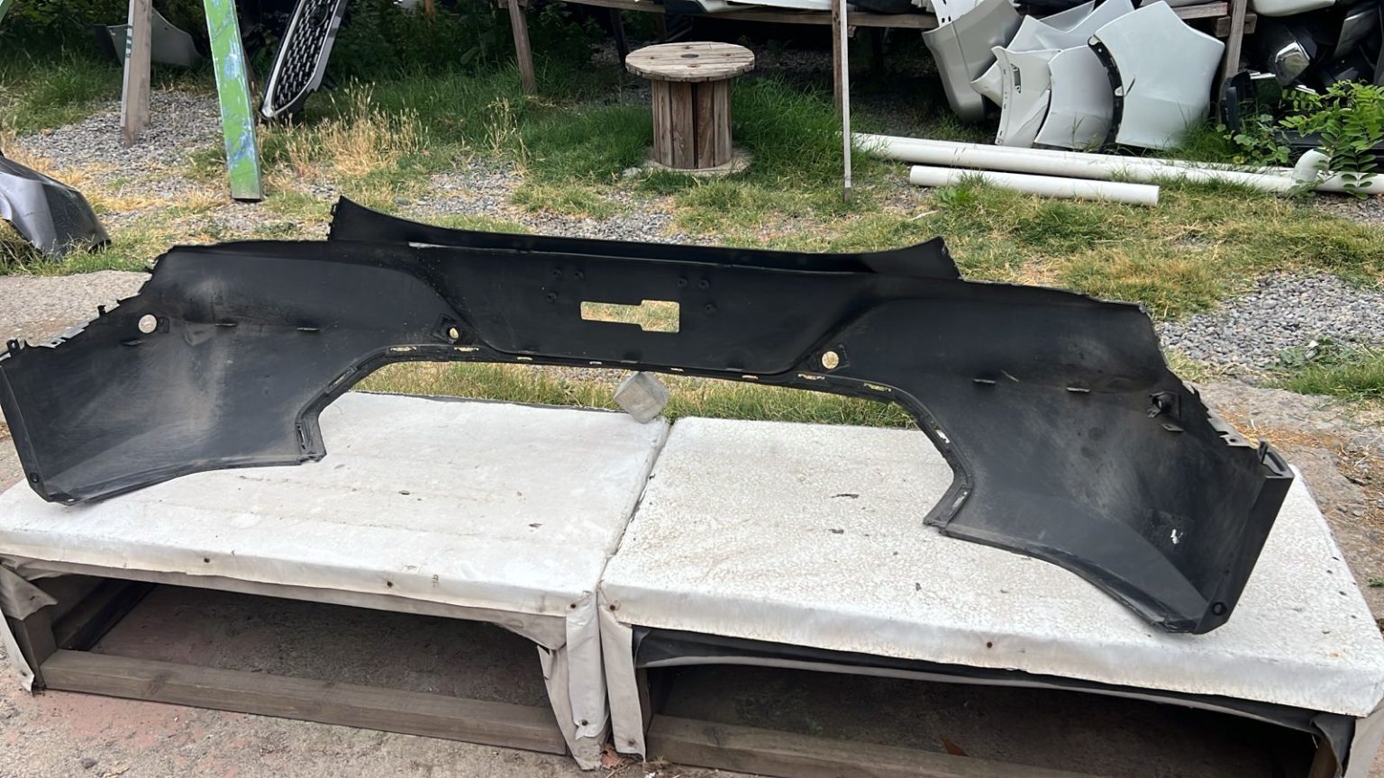 Parachoque Trasero Chevrolet Tracker (21-24) | Original