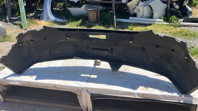 Parachoque Trasero Chevrolet Tracker (21-24) | Original
